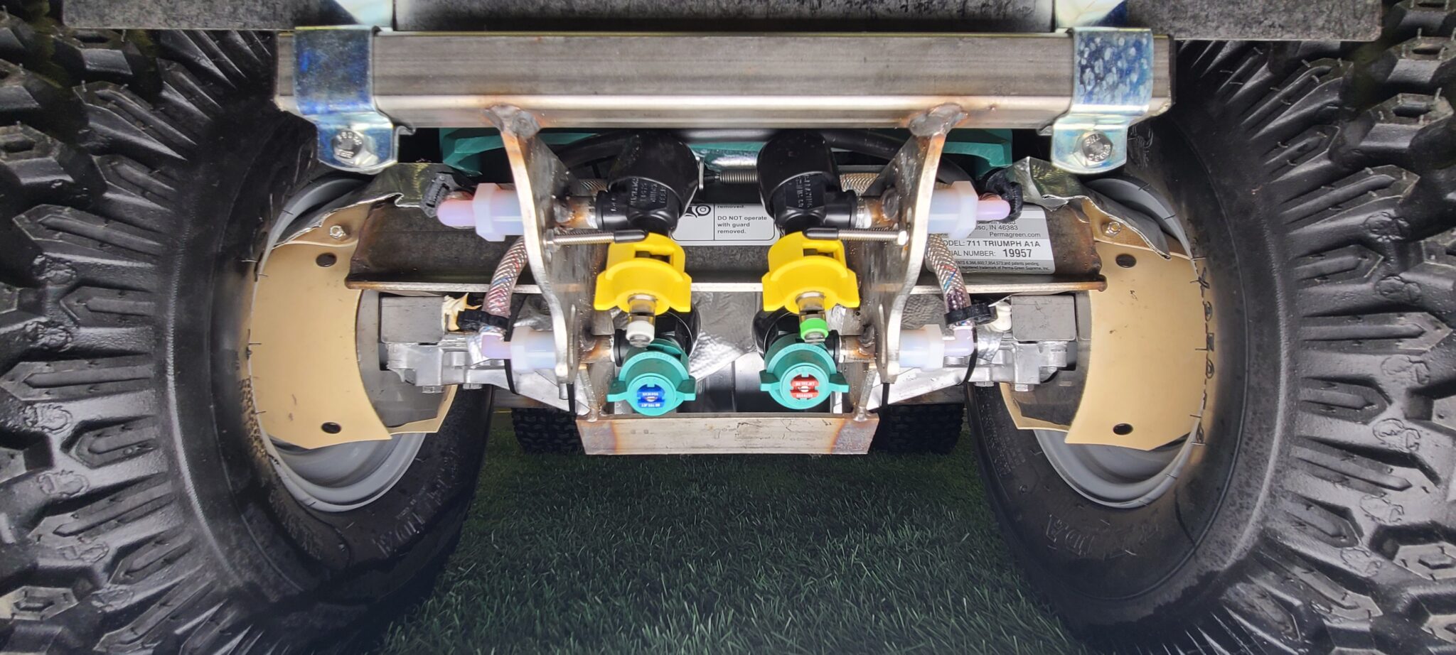 PermaGreen® Triumph Ride-On Spreader Sprayer | Features